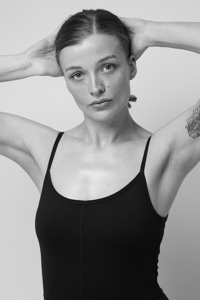 ELLE CECIL | Silhouette Models