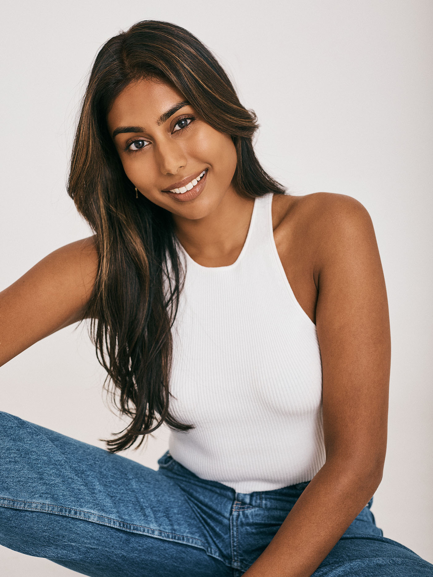 HANNAH NAIDU | Silhouette Models