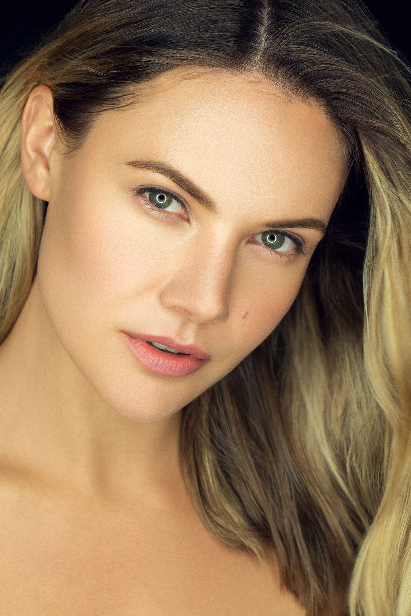 KRISTIE L | Silhouette Models