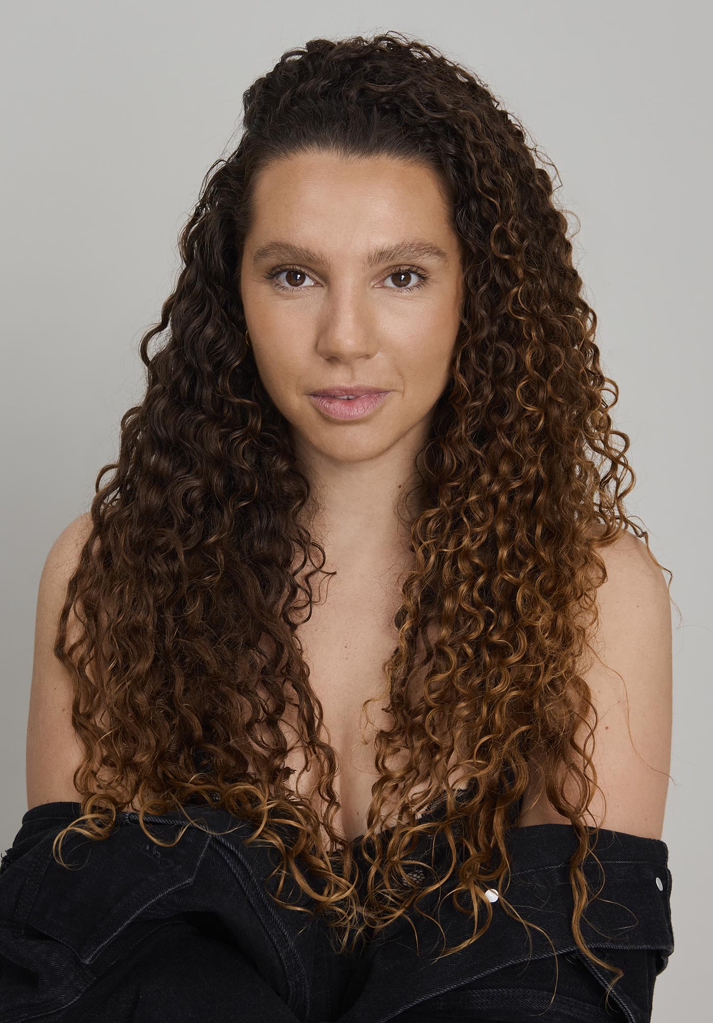 SACHA REEVE | Silhouette Models